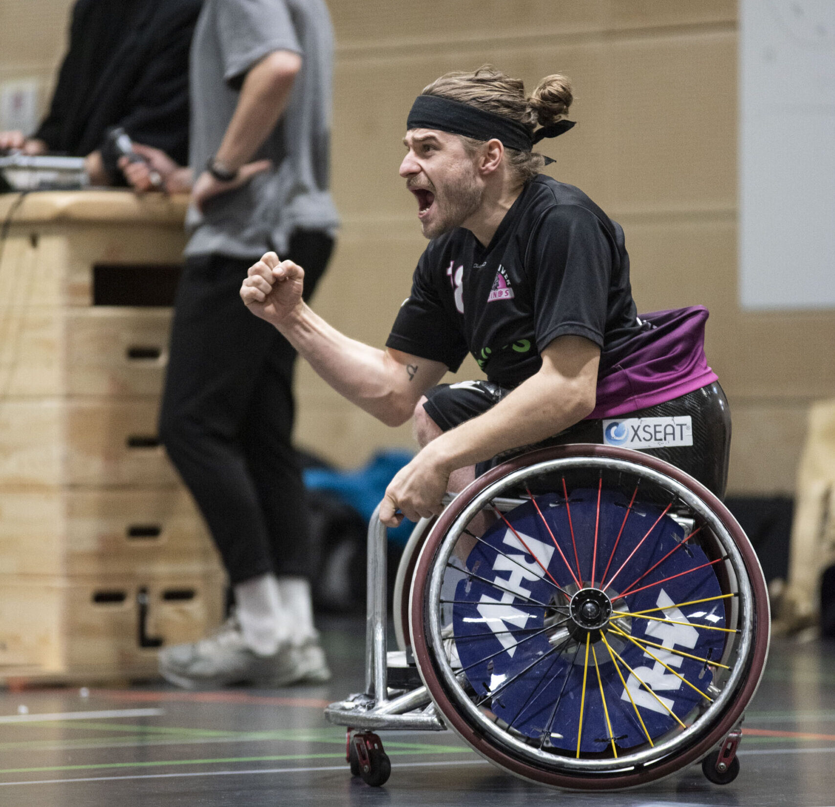 Wiesbaden: Dickhäuter erobern sich den dritten Tabellenplatz zurück ...
